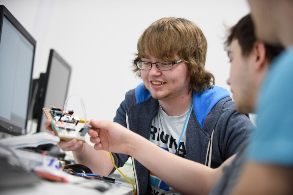 Computing apprenticeship is awarded Gold by national industry body ...