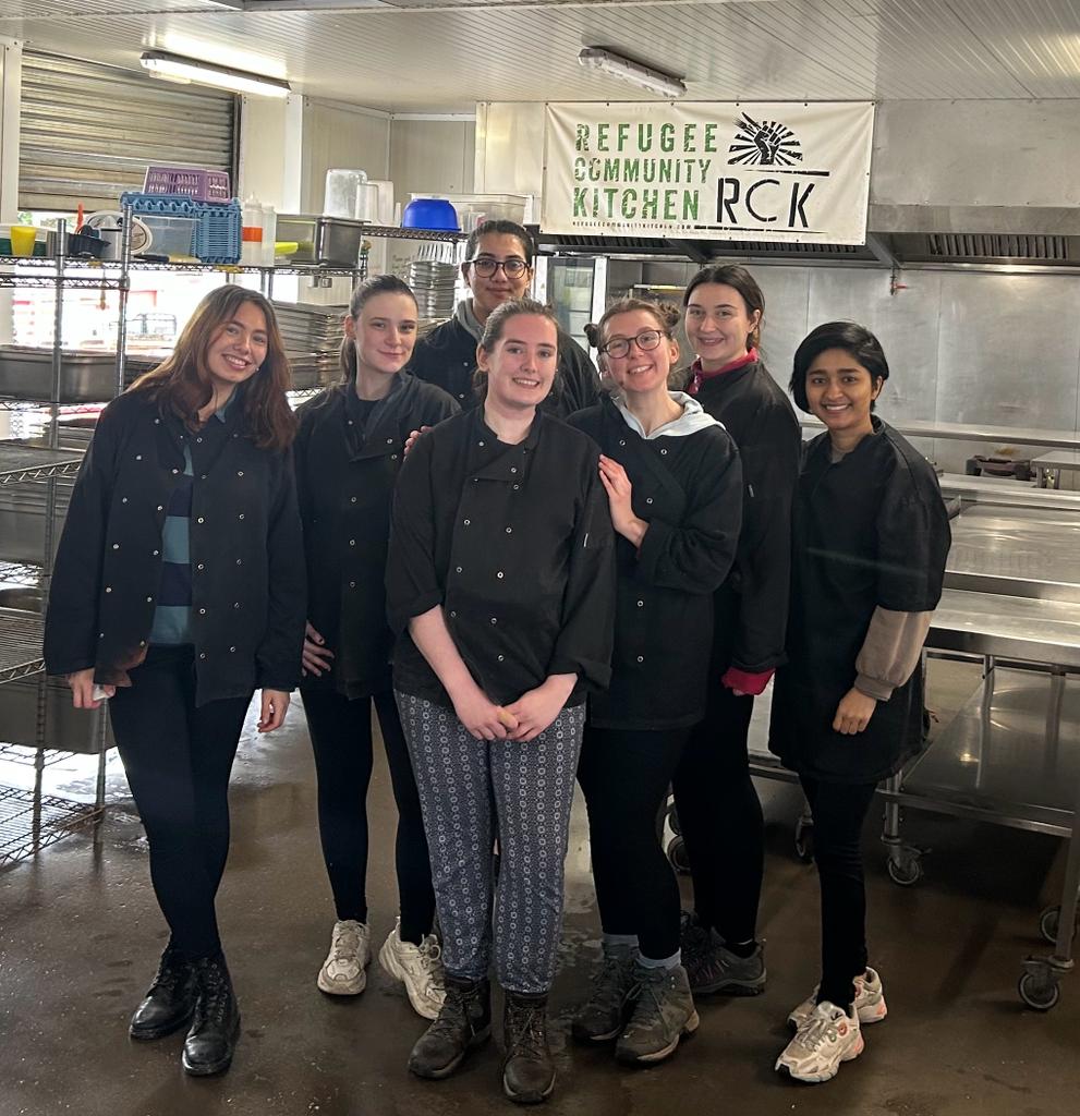 Students support humanitarian effort in Calais - University of ...